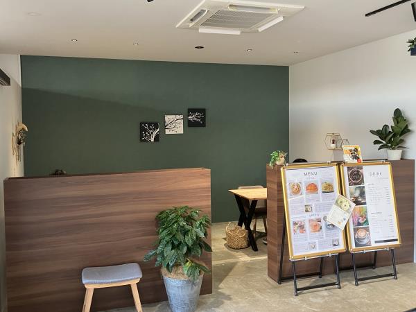 名取市のCoffee 焙煎所 Lekaで10月から始めたランチメニューと自家焙煎珈琲を紹介します。
